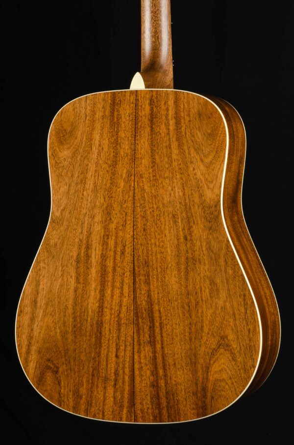 Martin D-18 Custom Sinker Mahogany and Adirondack Spruce Ambertone ...