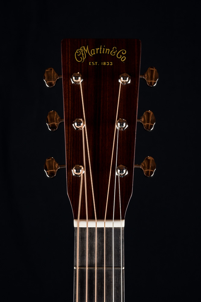 Martin D-18 Custom Sinker Mahogany and Adirondack Spruce Ambertone ...