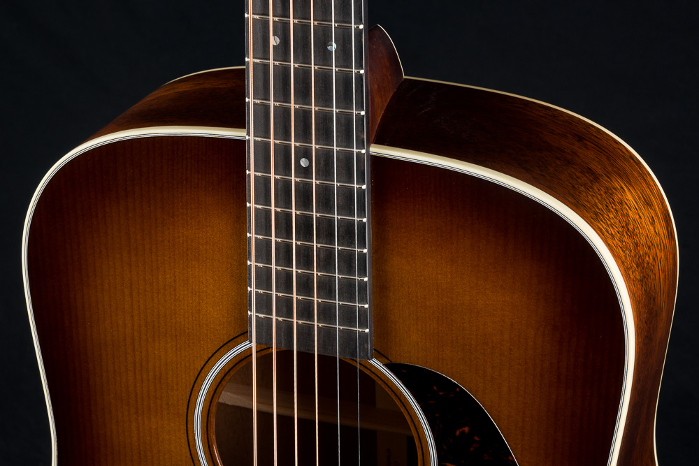 Martin D-18 Custom Sinker Mahogany and Adirondack Spruce Ambertone ...