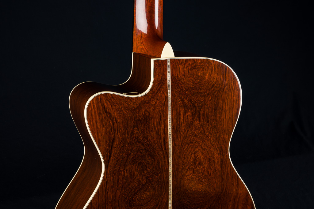 Martin OMC-28M Laurence Juber Custom Edition Madagascar Rosewood and ...