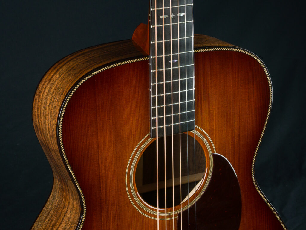 Santa Cruz OM Pre-War Figured Walnut and Redwood Sunburst Custom Used ...